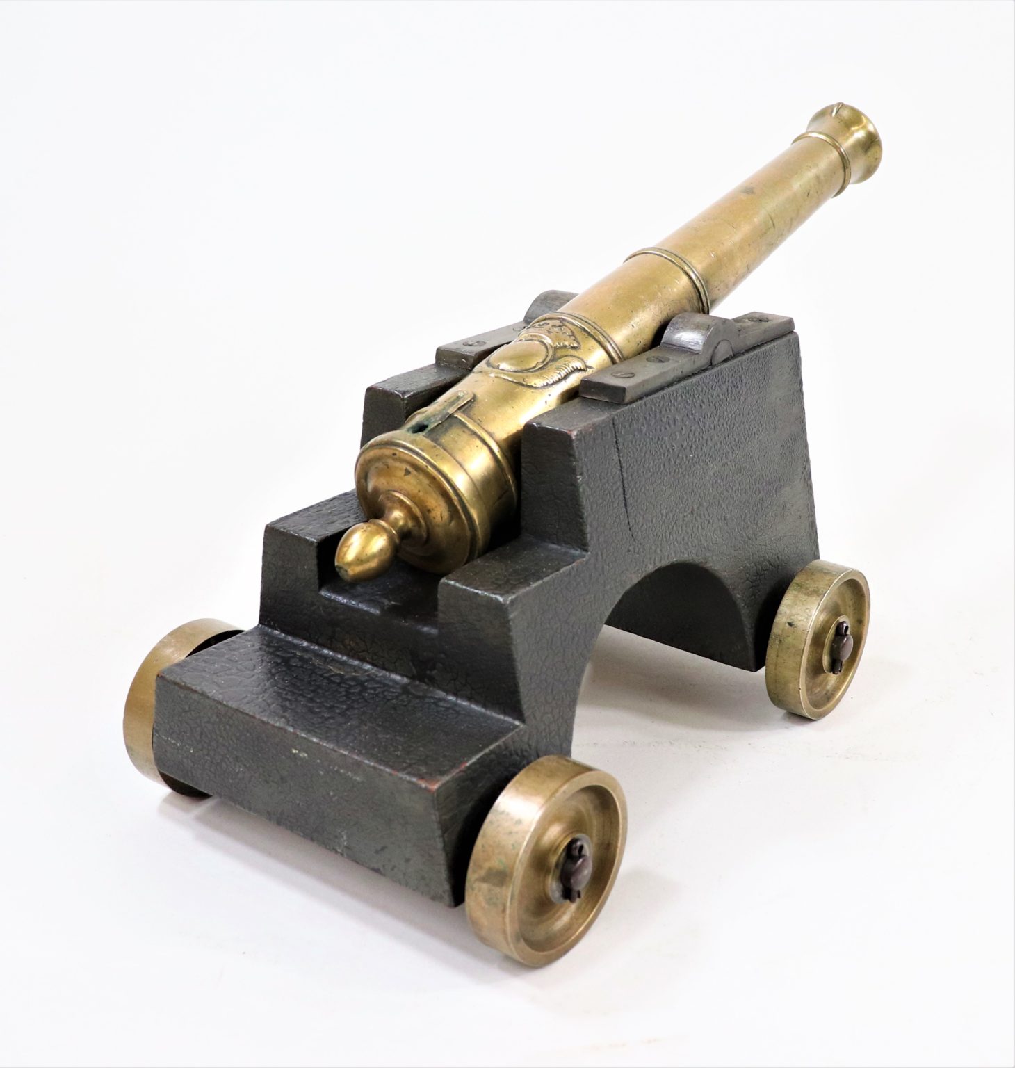 19th Century Large British Signal Cannon - Antiques Resources, Chicago